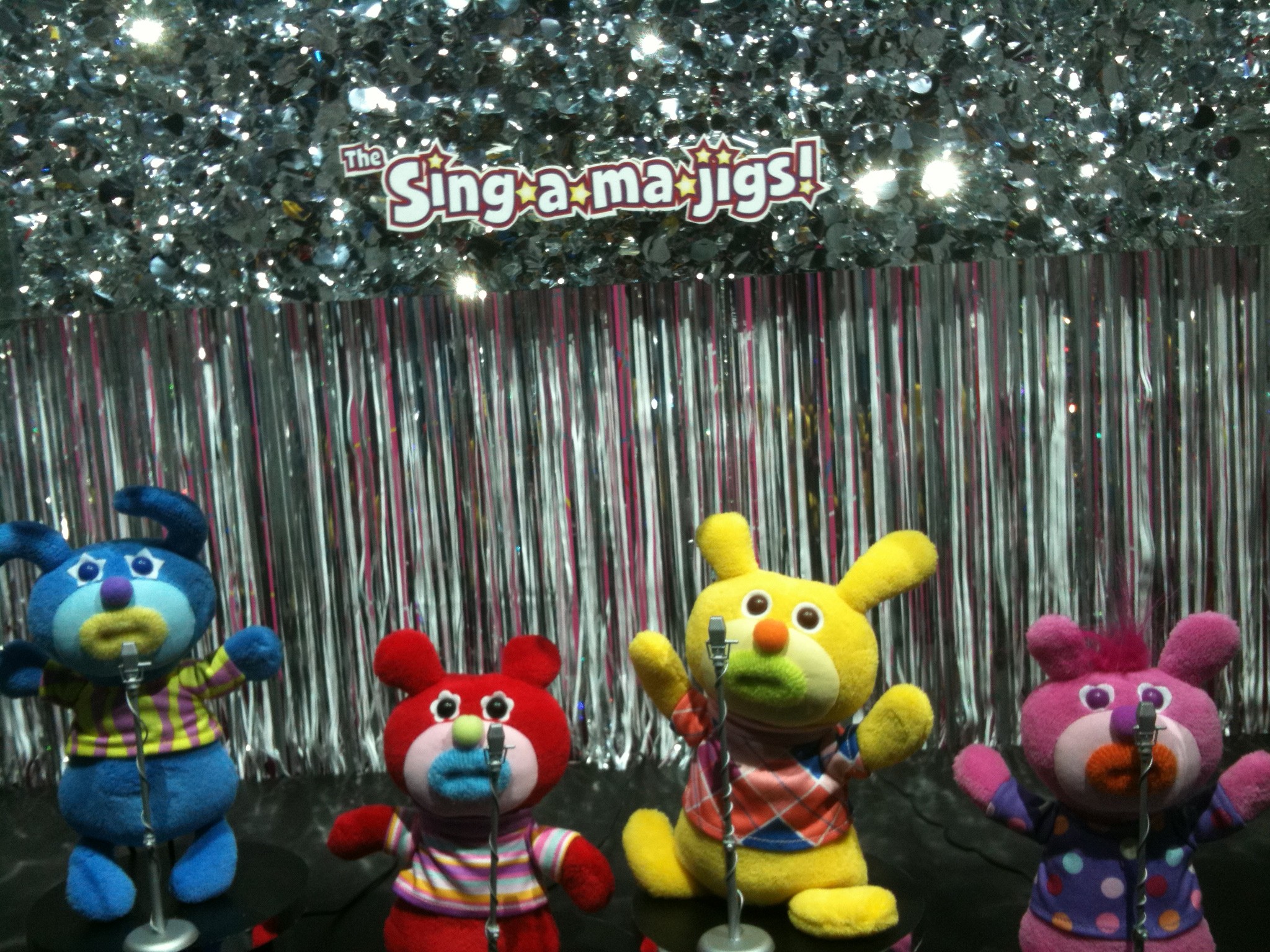 My favorite toy…so far/ sing-a-majigs | Stephanie Oppenheim on Toys My favorite toy…so far/ sing-a-majigs | Stephanie Oppenheim on Toys